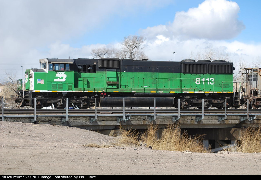 BNSF 8113